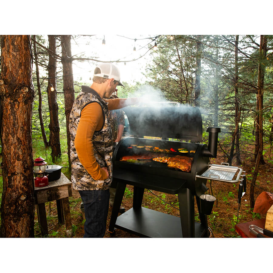 PIT BOSS SPORTSMAN 1100 GRILL WITH WI-FI® - The Outdoor Living Zone